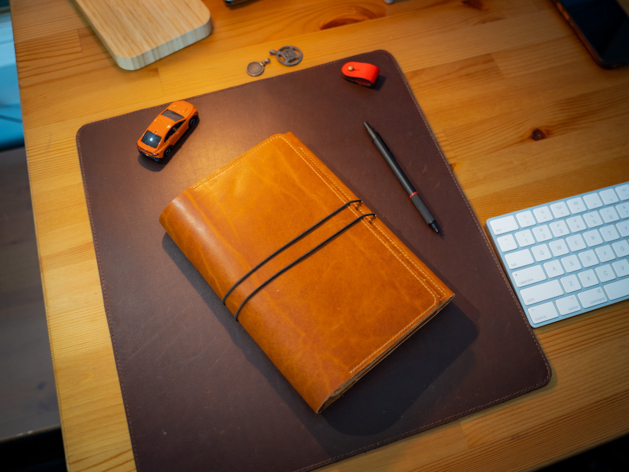 Milwaukee Leather Padfolio Pro - Natural | olpr USA